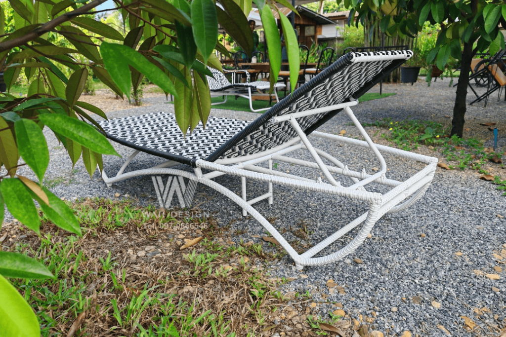 เตียงสระน้ำหวายเทียม Sunbed-SB-007 - waiidesign.com